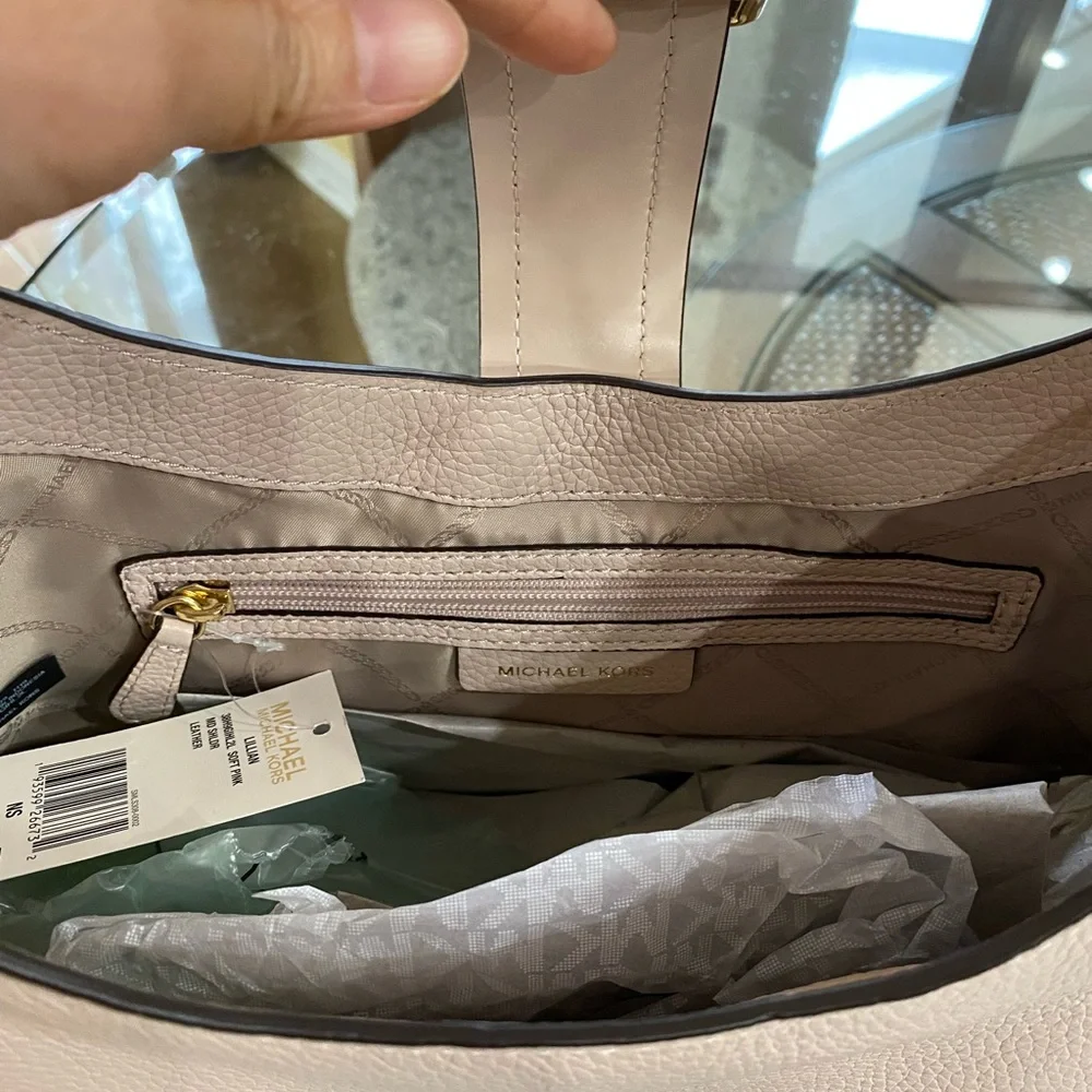 Michael Kors | Bags | Michael Kors Light Pink Lilian Leather Shoulder ...